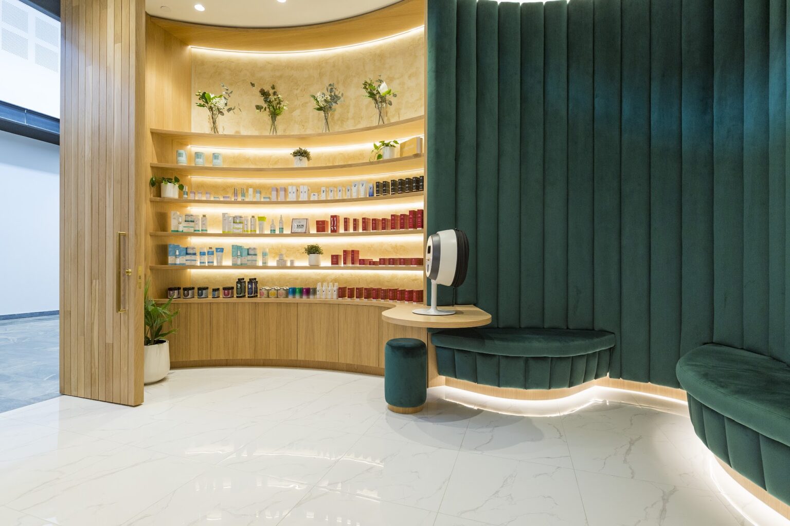 Microneedling For Melasma: Everything You Need To Know - Lovoir Beauty